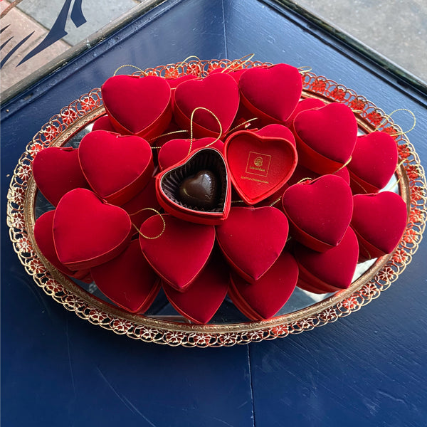 Leonidas Mini Heart Box – Love + Chocolate